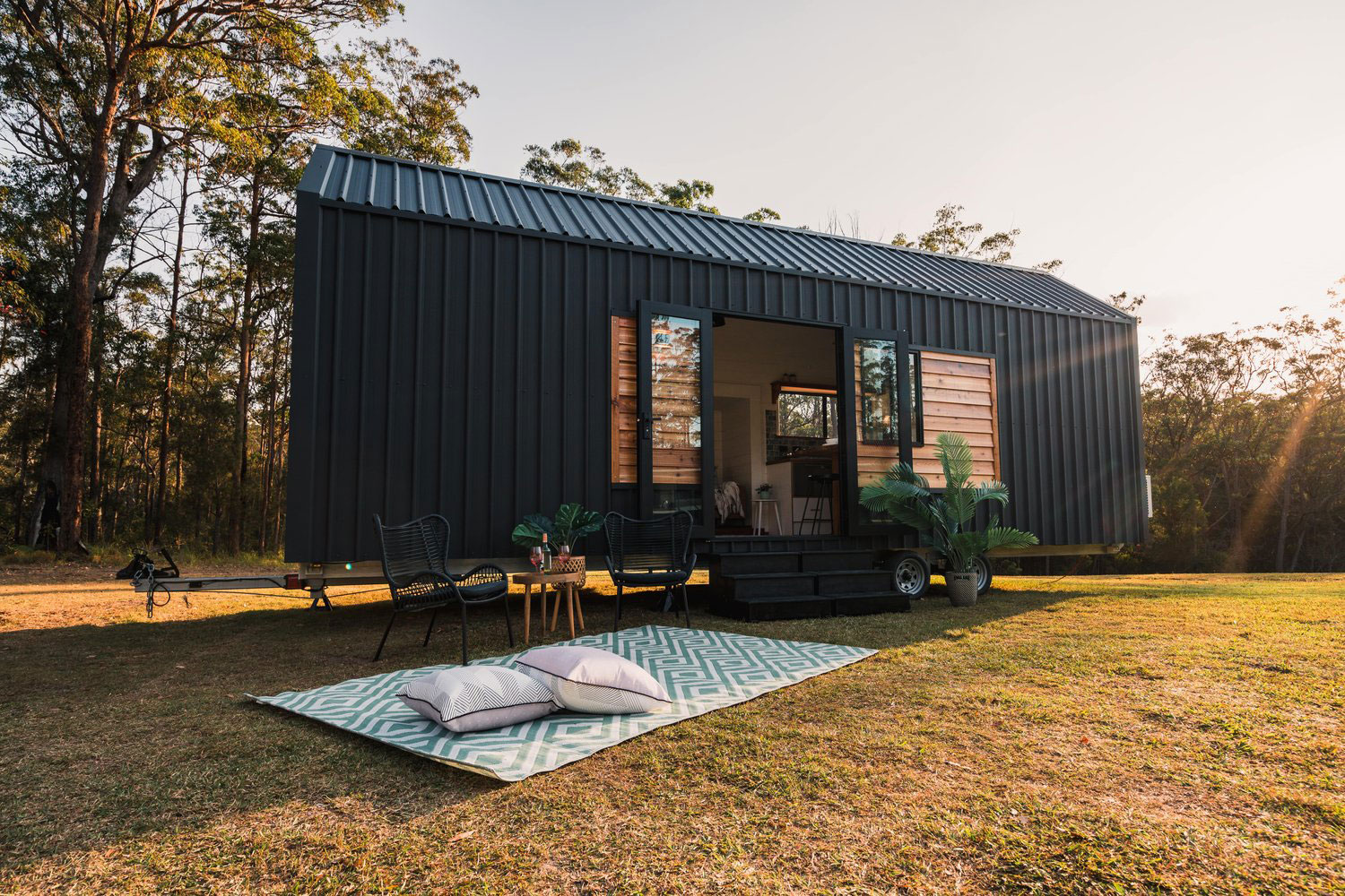 Къщи на колела - tiny house на изгодни цени от Megabox